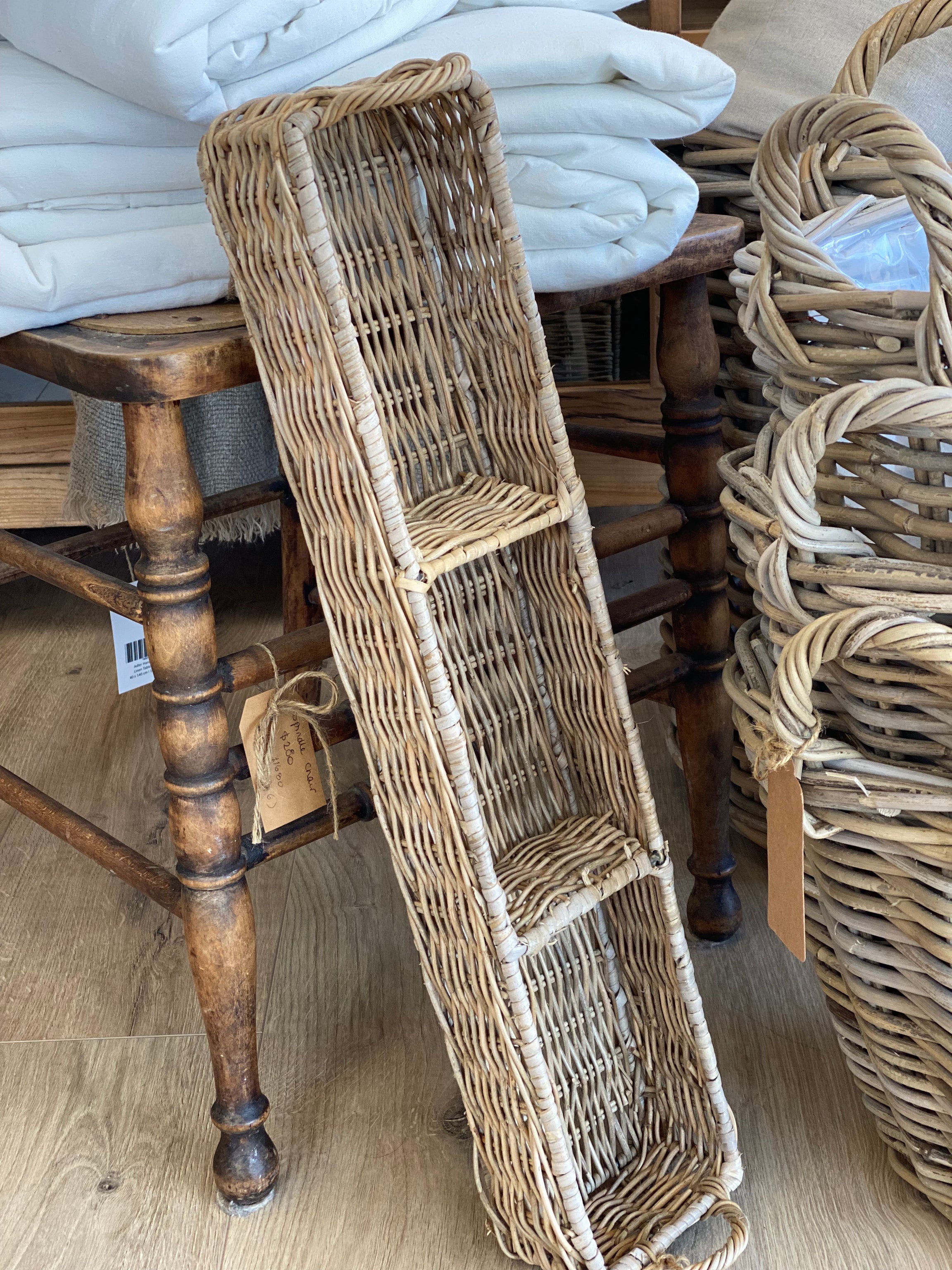 Rattan Divider Tray – Three Donkeys