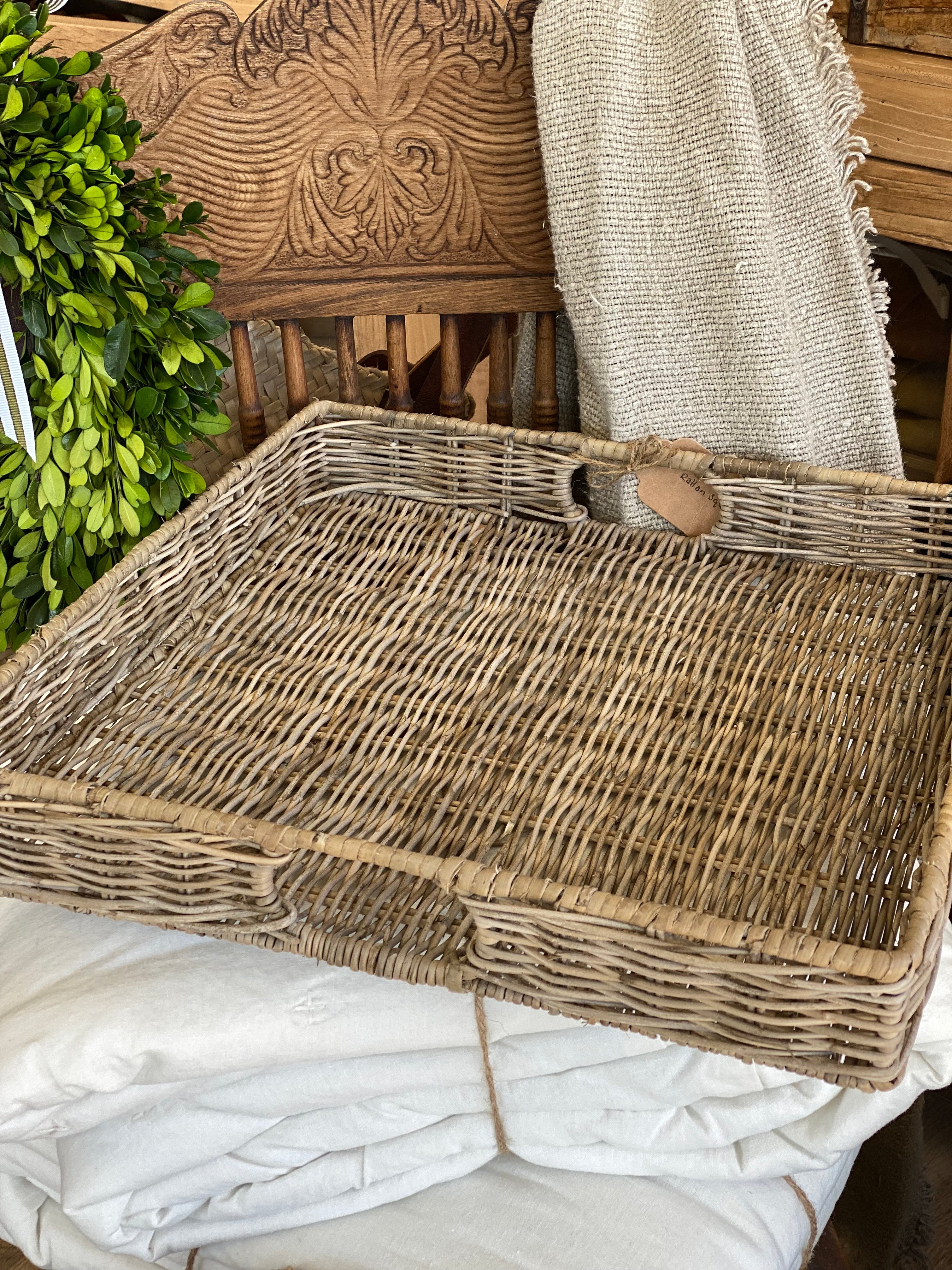 Square Rattan Tray – Three Donkeys